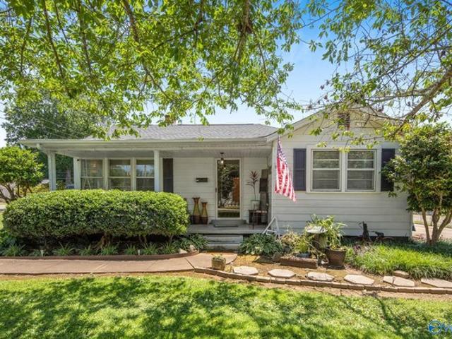 801 1st Ave, Athens, AL 35611