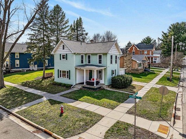 801 1st St, New Glarus, WI 53574