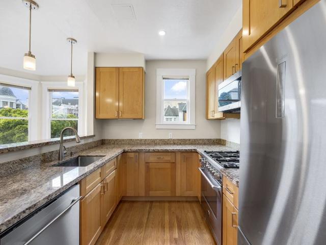 801 803 Fillmore Street 1113rc 2 Bedroom Apartment for Rent at 801 Fillmore St, San Francisco, CA 94117 Alamo Square