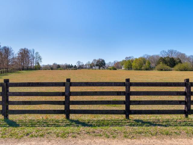801 Collier Bend Road