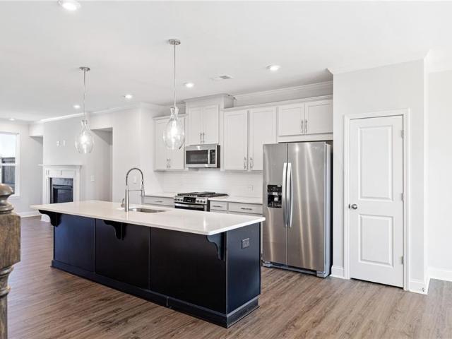 801 Cameron Trail
