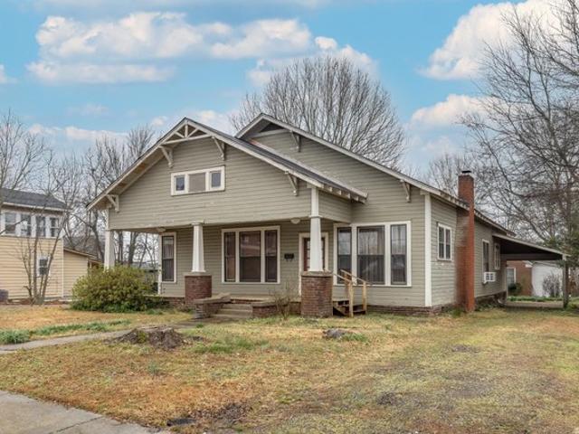 801 Crittenden St, Arkadelphia, AR 71923