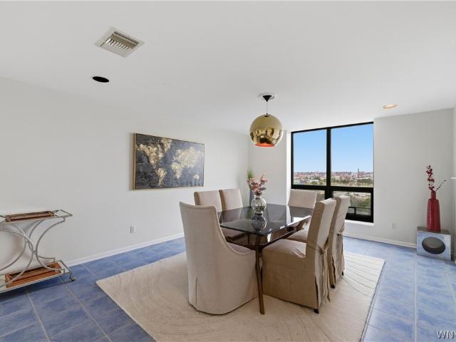 801 Admirals Walk Circle