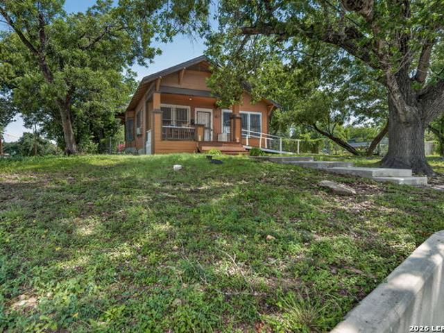 801 Aransas