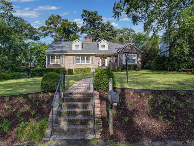 801 Arbutus Drive