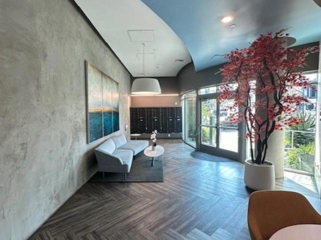 801 Ash St 203