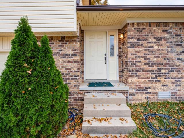 801 Autumnbrook Circle