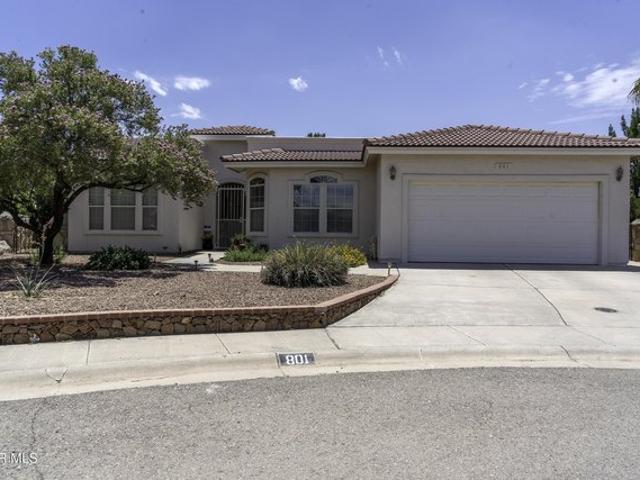 801 Bonnie Ct, Santa Teresa, NM 88008