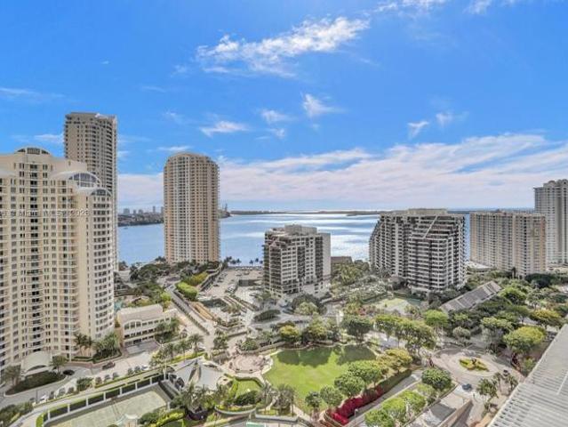 801 Brickell Key Blvd #2412, Miami, FL 33131