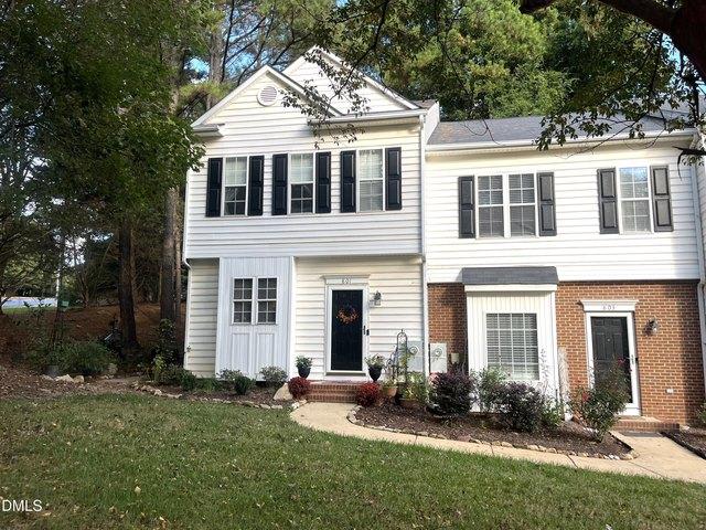 801 Genford Ct, Raleigh, NC 27609