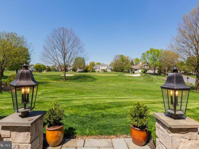 801 Greenside Drive