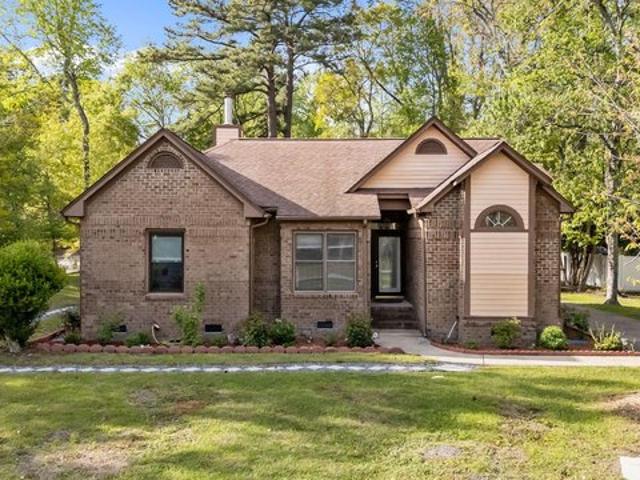 801 Deerfoot Cir, New Bern, NC 28562