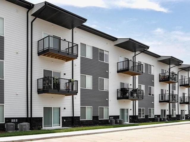 801 E 4th St, Wayne, NE 68787
