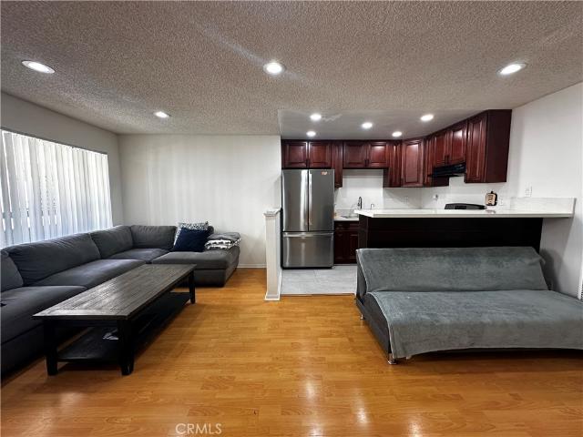 801 E Chestnut St, Unit 2, Glendale, CA 91205 | MLS #SR26012 | Compass
