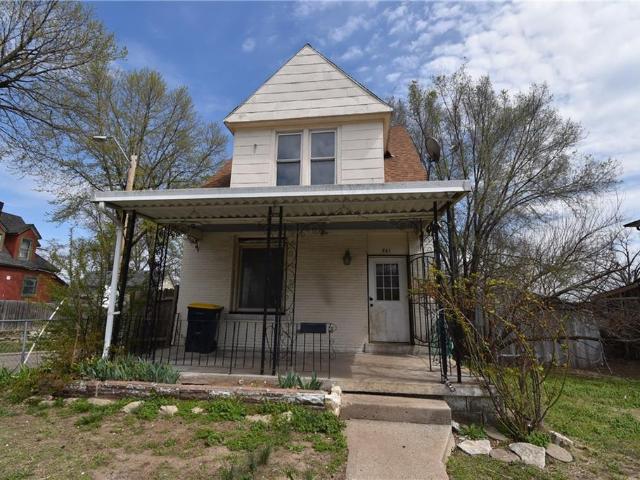 801 Elmwood Ave, Kansas City, MO 64124 | Compass
