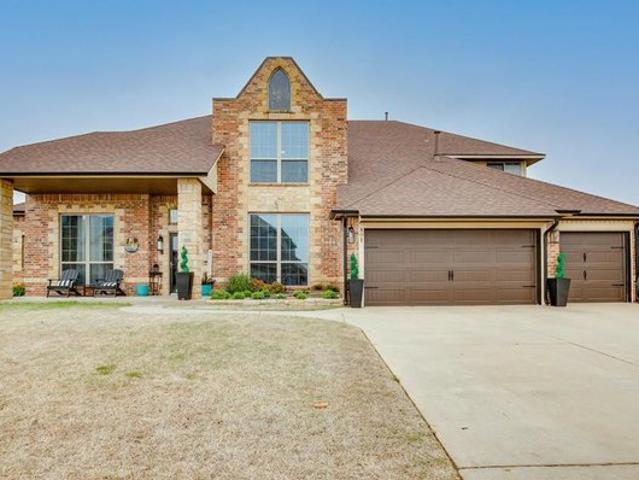 801 Erinova Dr, Yukon, OK 73099