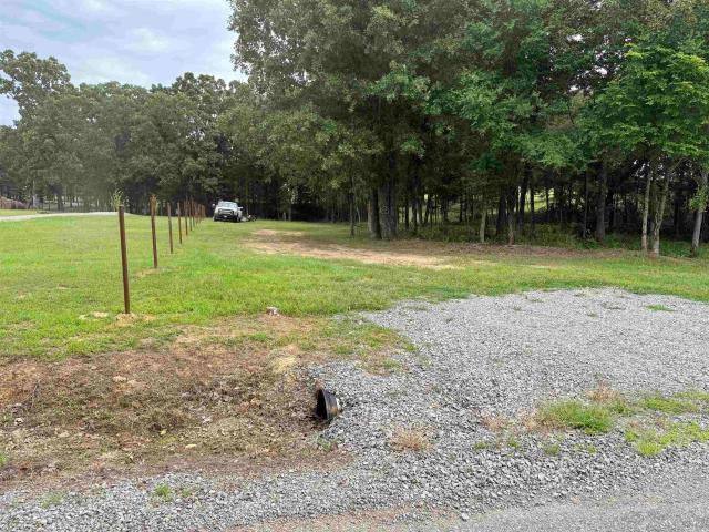 801 Fox Den Road