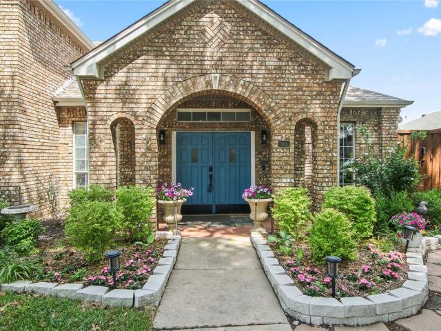 801 Fall Drive