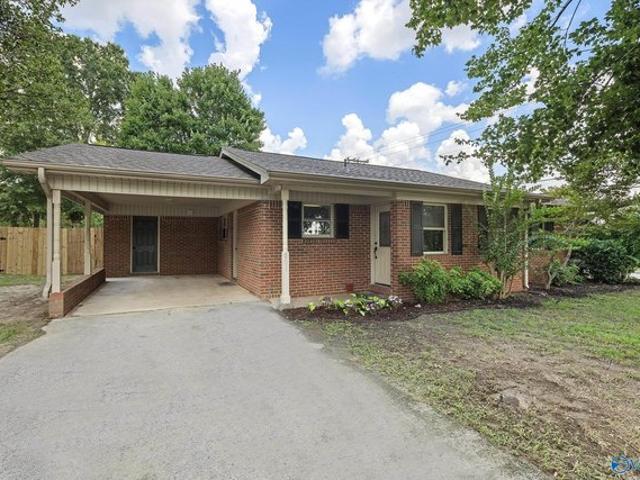 801 Frost St SW, Hartselle, AL 35640