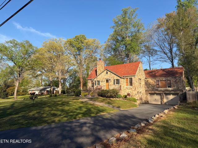 801 Kesterson Rd