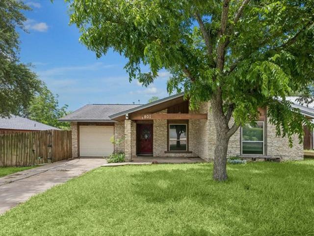 801 Huntingdon Pl, Austin, TX 78745