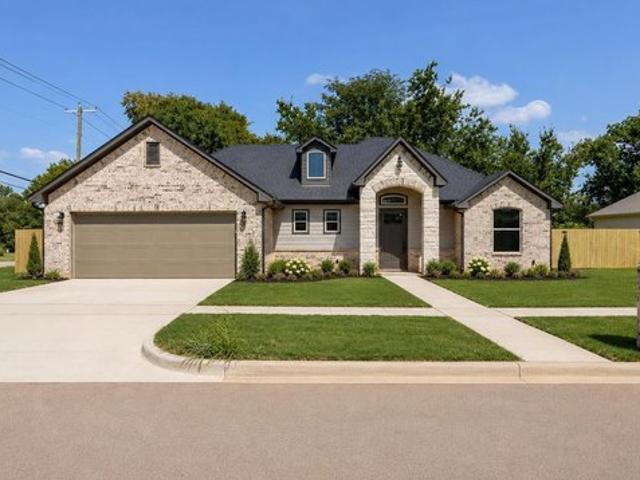 801 Jack Brown, Whitehouse, TX 75791