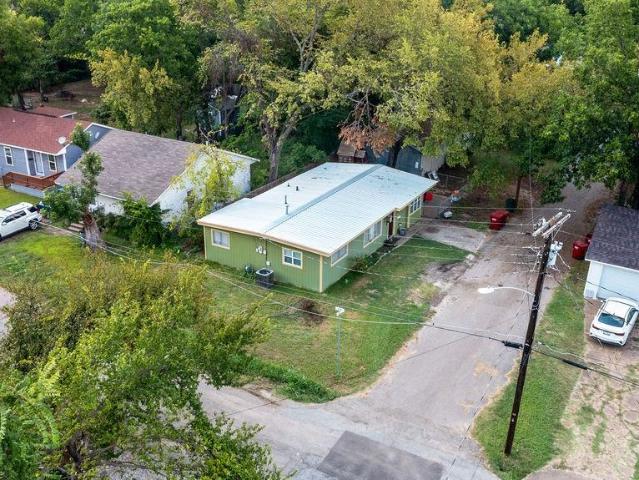 801 Oak Street