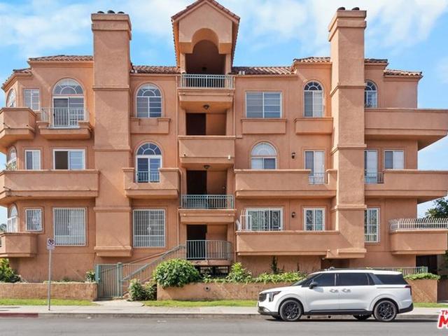 801 Lorraine Blvd Apt 301, Los Angeles, CA 90005