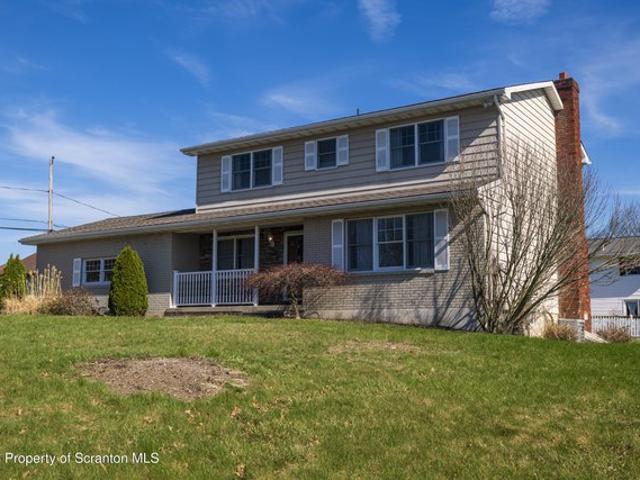 801 Laconia Cir, South Abington Township, PA 18411