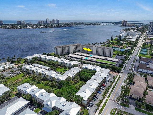 801 Lake Shore Dr Apt 414, Lake Park, FL 33403