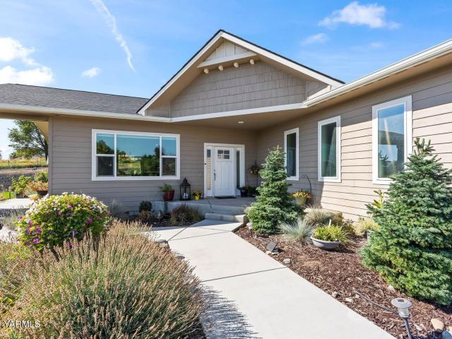 801 Lancaster Rd, Selah, WA 98942 | Compass