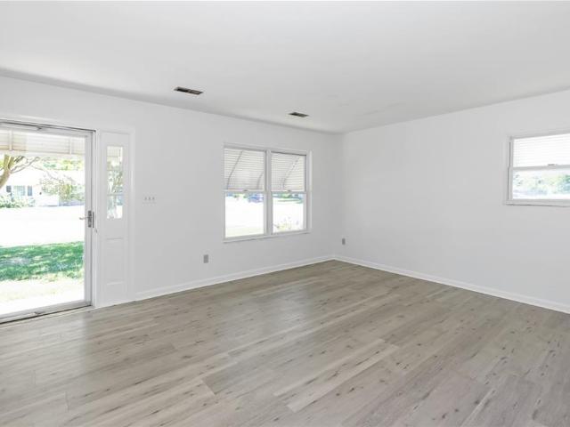801 Lemaster AVE
