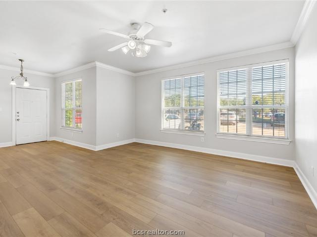 801 Luther Street W 1406