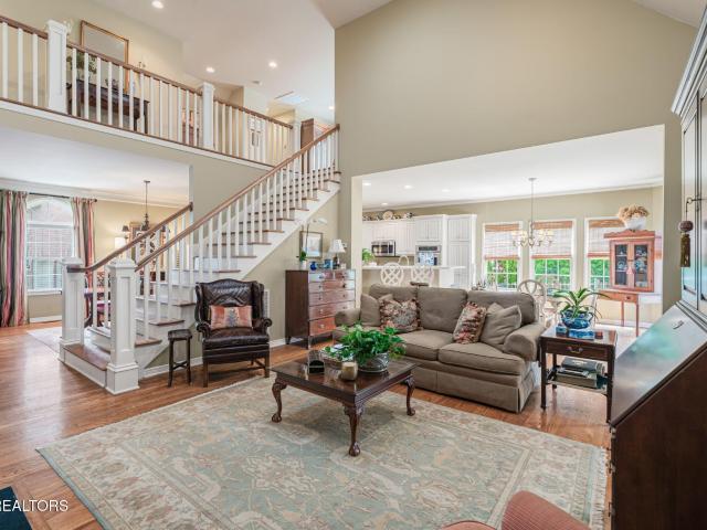 801 McKinley Pointe Lane