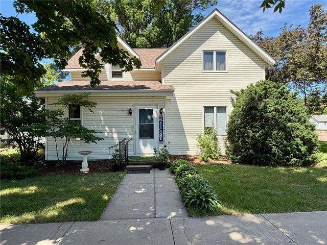 801 Mechanic St, Edgerton, MN 56128