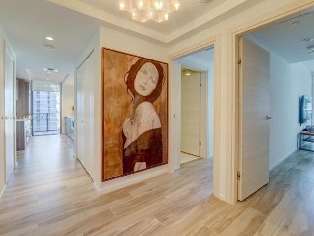 801 Miami Ave S #2509, Miami, FL 33130