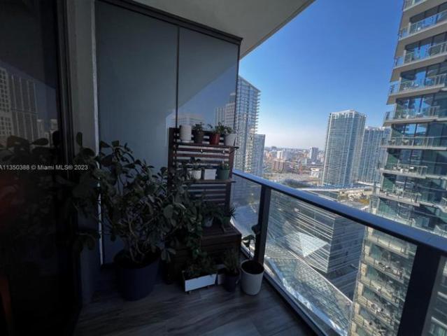 801 Miami Ave S #2807, Miami, FL 33130