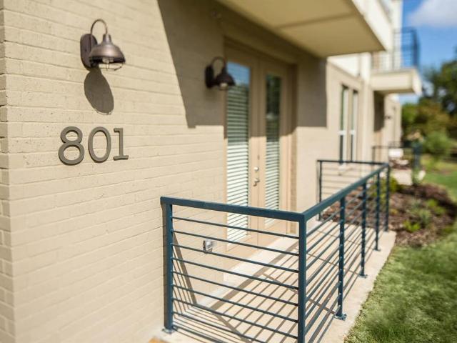 801 N Bishop Avenue # 1 303