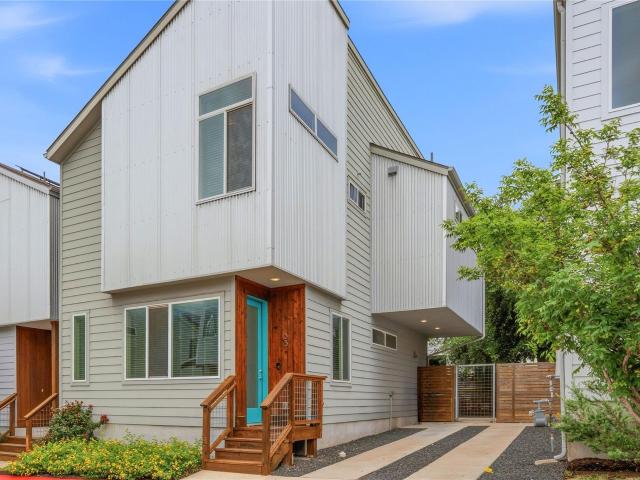 801 N Bluff Dr # 33