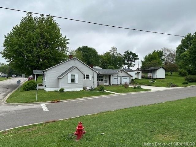 801 N College Ave, Salem, IN 47167