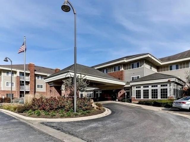 801 N McLean Blvd Apt 330, Elgin, IL 60123
