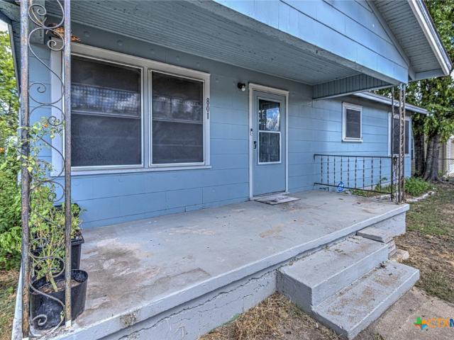 801 N Main ST