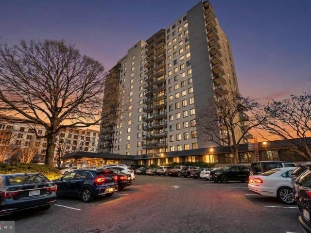 801 N Pitt Street # 1208