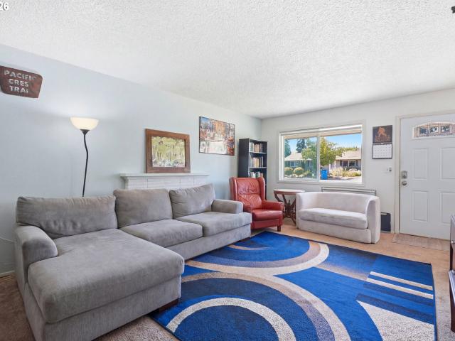801 NE 104TH AVE
