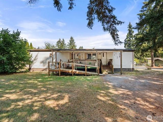 801 Nisqually Park Dr SE, Olympia, WA 98513