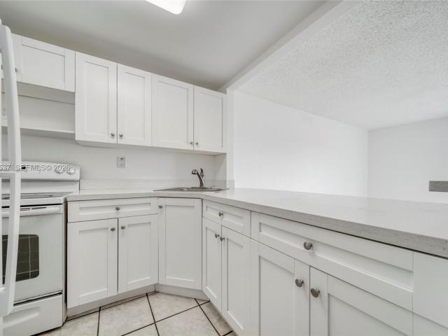 801 NW 47th Ave, Unit 515W, Miami, FL 33126 | MLS #A12008