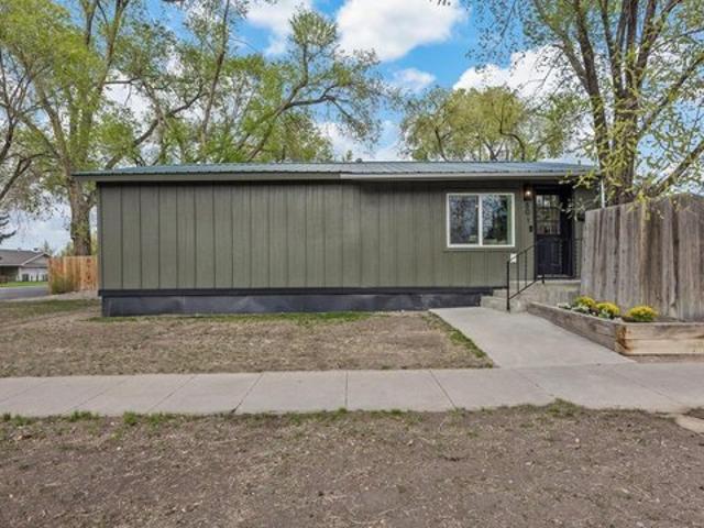 801 S Cascade Ave, Montrose, CO 81401