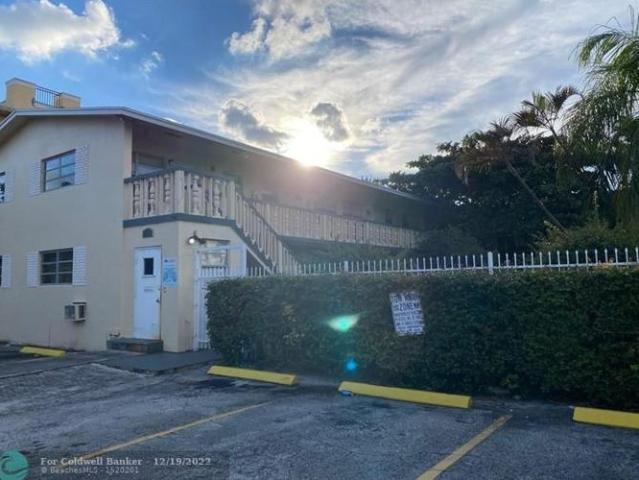 801 S Federal Hwy #102, Lake Worth, FL 33460