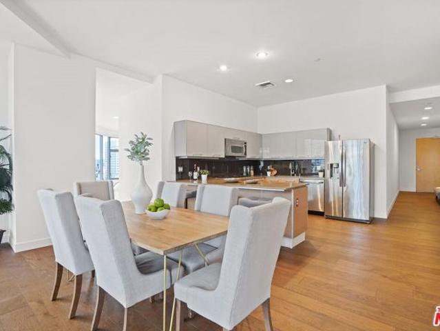 801 S Grand Ave #1705, Los Angeles, CA 90017