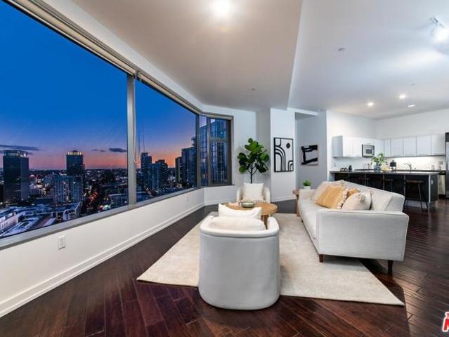 801 S Grand Ave #2111, Los Angeles, CA 90017